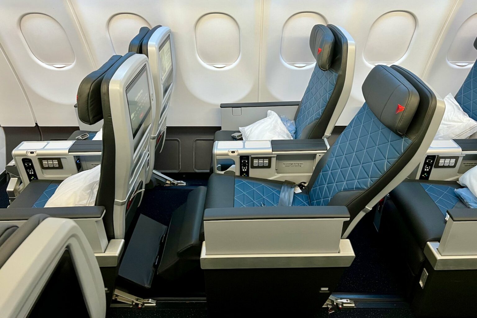 Secure a better seat: The ultimate guide to getting upgraded on Delta ...